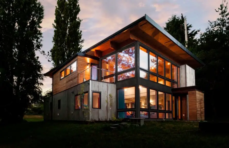 Shipping Containers Inspire a Light-Filled Musician’s Home - USA