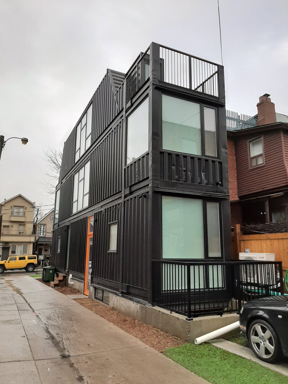 The Toronto Container House - Canada