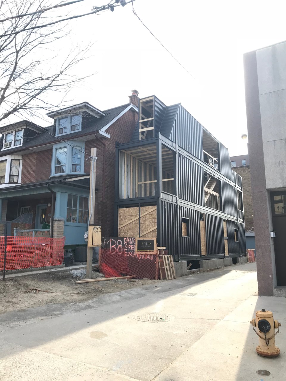 The Toronto Container House - Canada