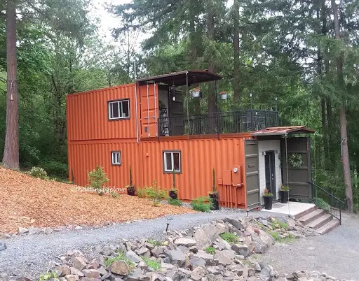 Container Tiny Home in Southwest Washington - USA - Living in a Container
