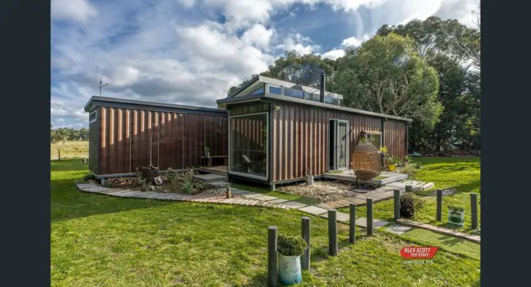 Dynamic, Inspiring and Aesthetic Container Home - Australia