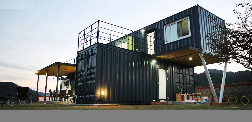 Trak Container House - South Korea