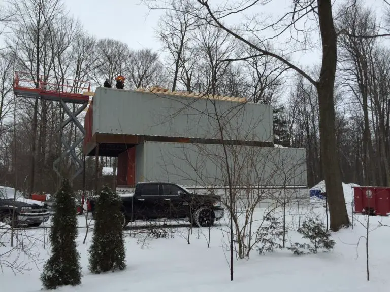 Shipping Container Homes in Ontarino Canada - Living in a Container