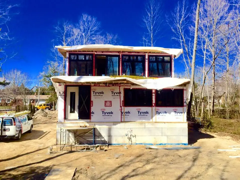 Shipping Container Homes in Ontarino Canada - Living in a Container