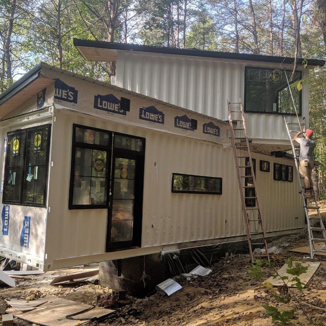The BoHo Box Hop Container House