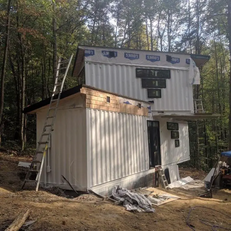 The BoHo Box Hop Container House