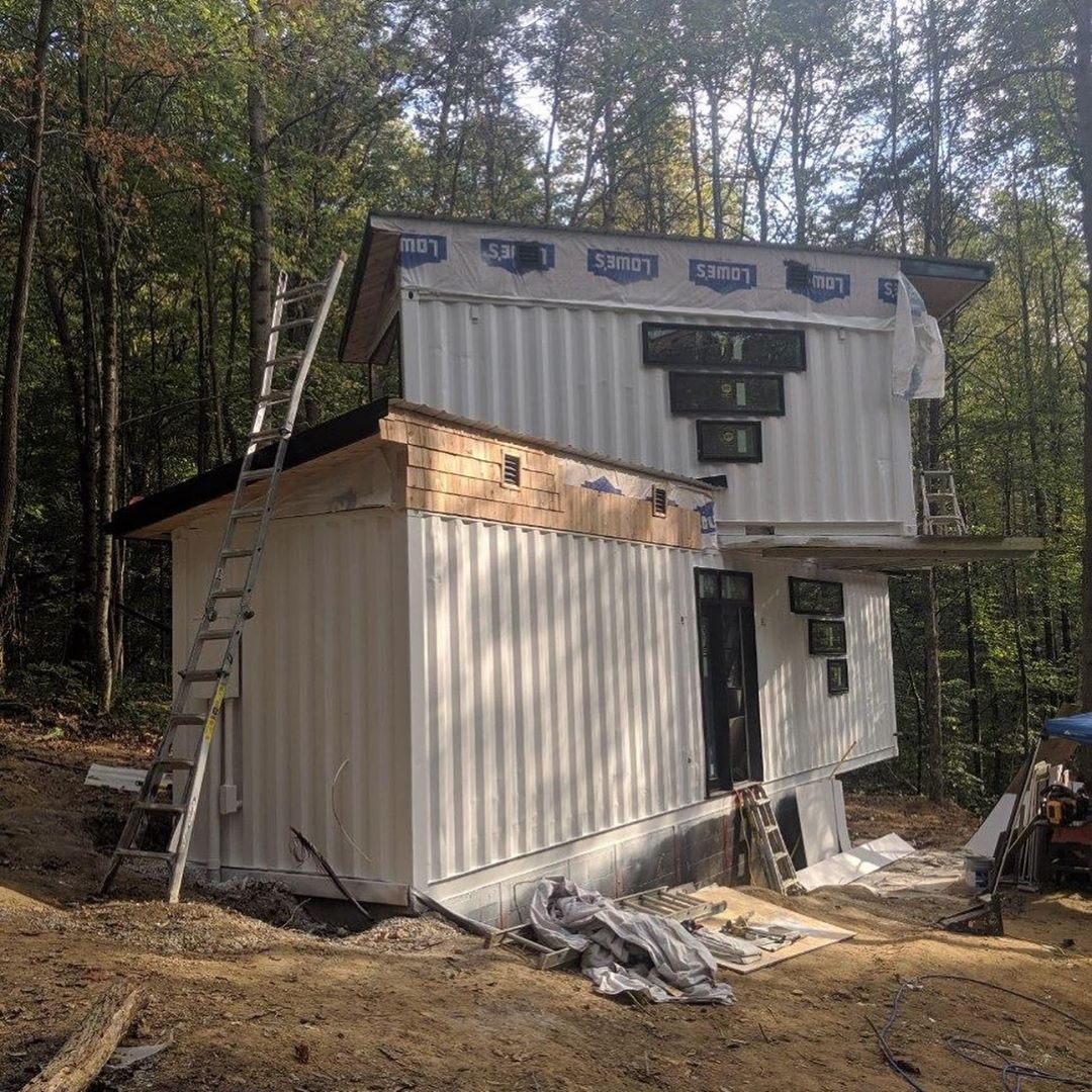 The BoHo Box Hop Container House