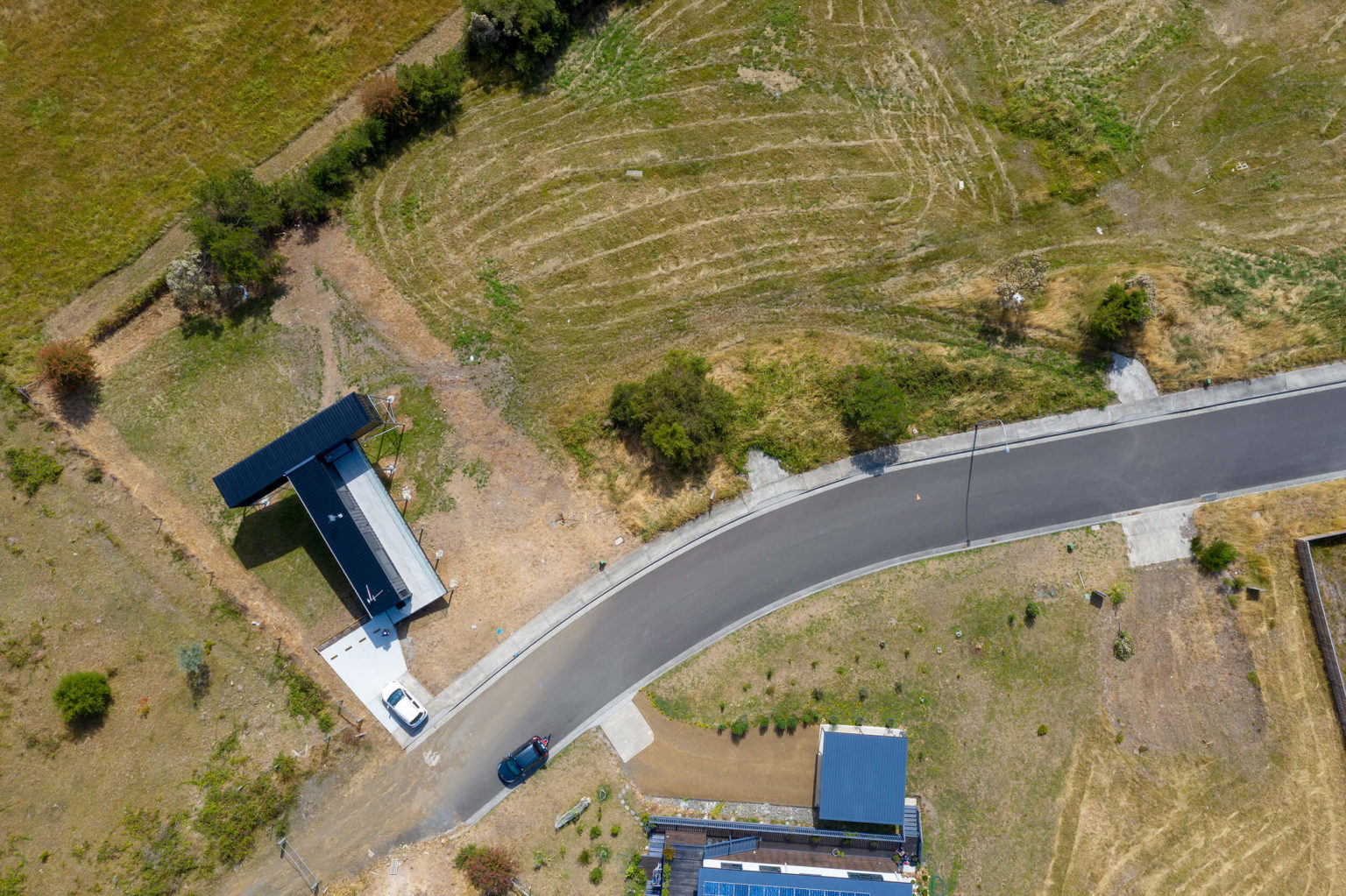 Elevated Container House with Ocean Views - Tasmania, Australia