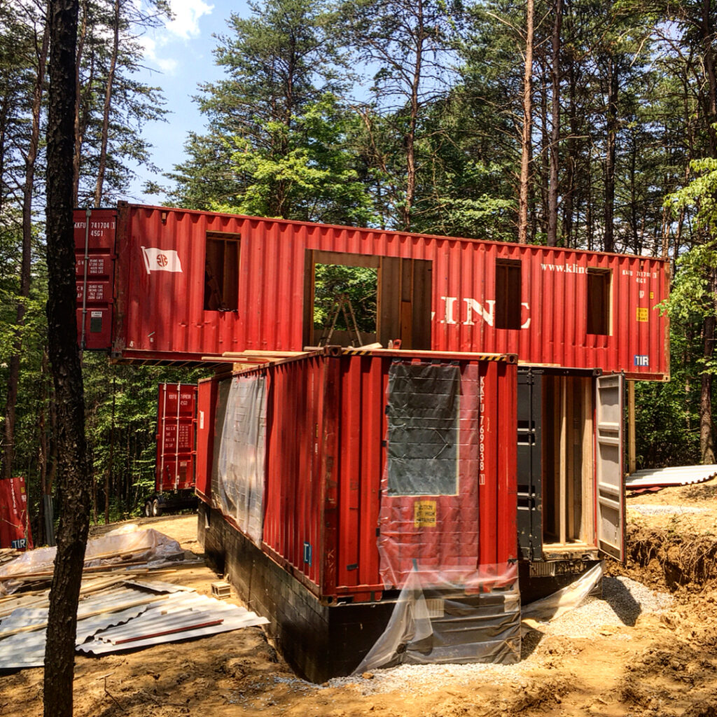 The Box Hop Cabin - USA
