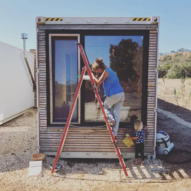 A Sustainable Live in 40 Shipping Containers - Living in a Container