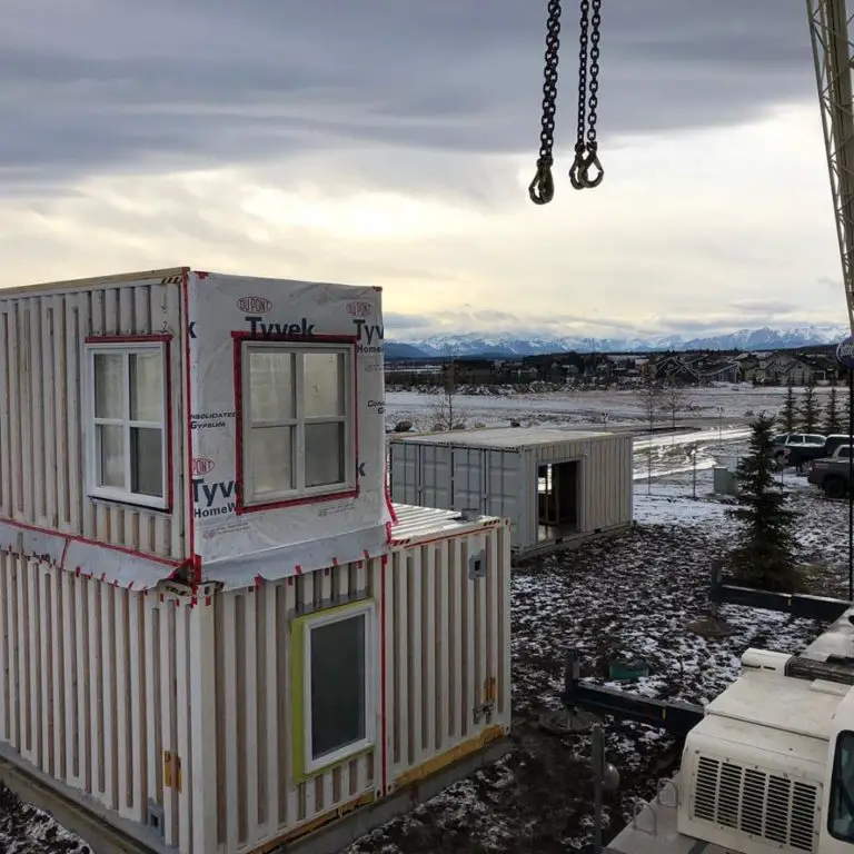 Another Beautiful Container House from Canada