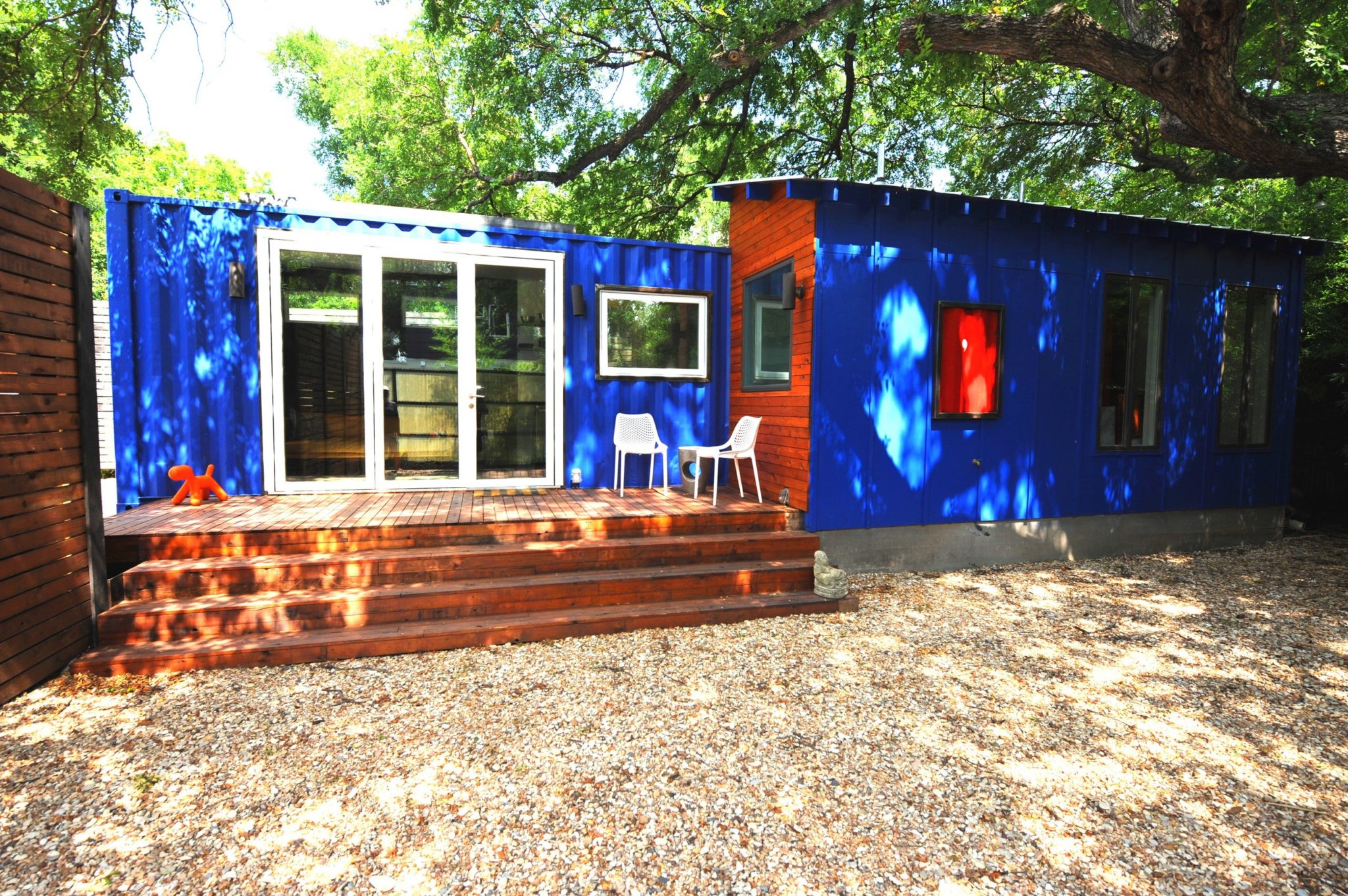 Eastside Container House - USA