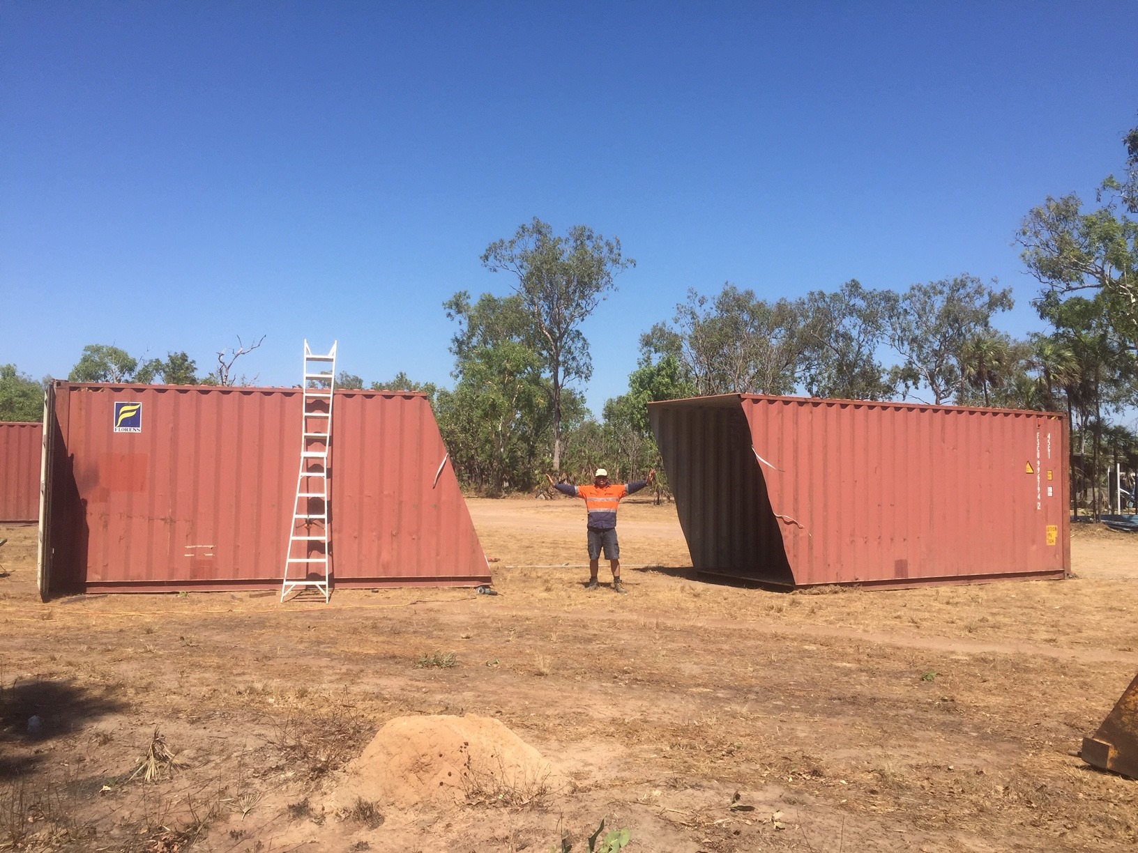 The Magnificent Hideaway Litchfield Container Cabin in Nature - Australia