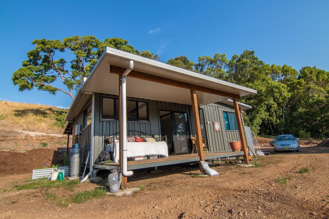 Hillside Container House - Australia