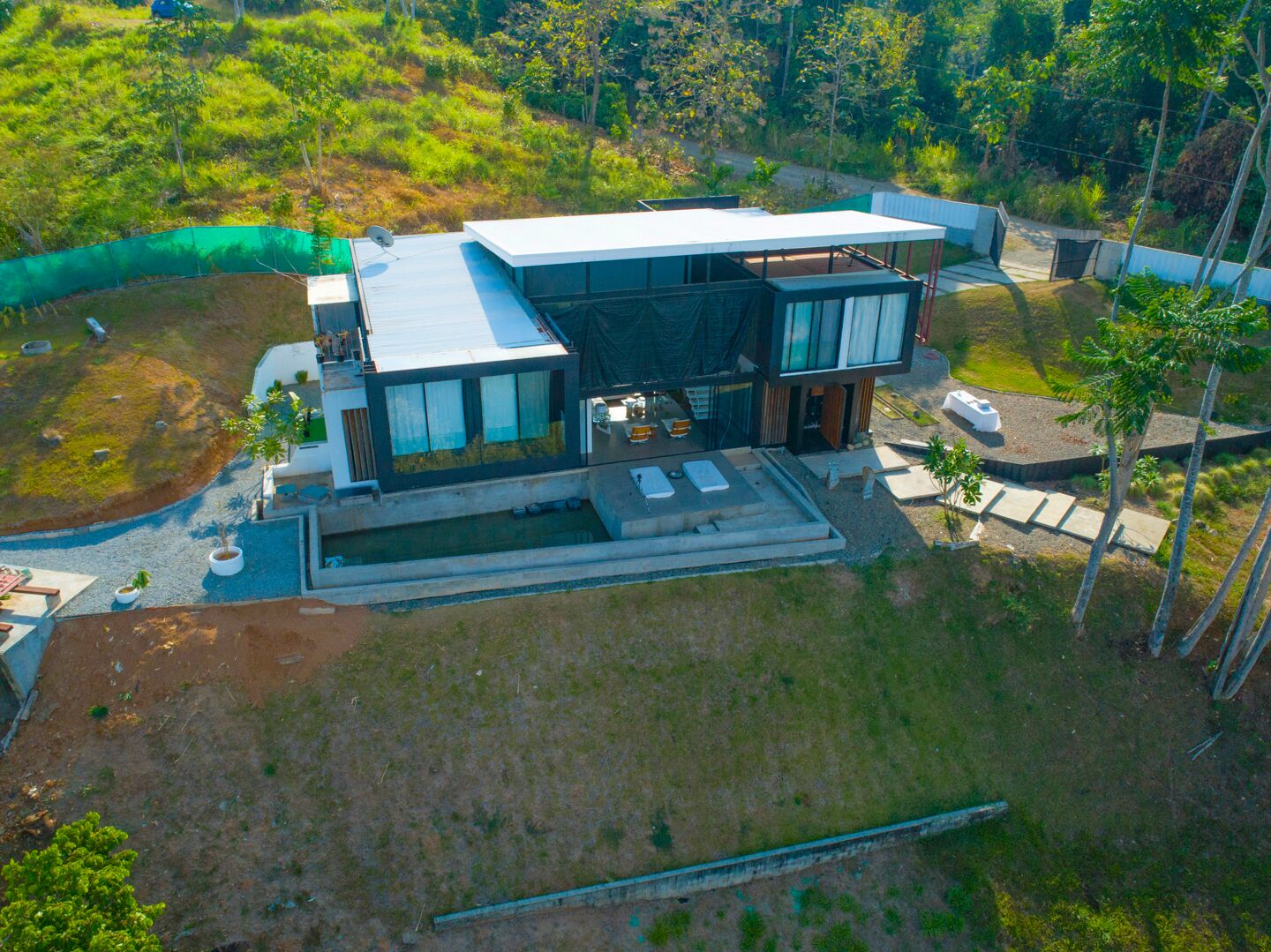 Modern Ocean View Home Built With Shipping Containers - Costa Rica