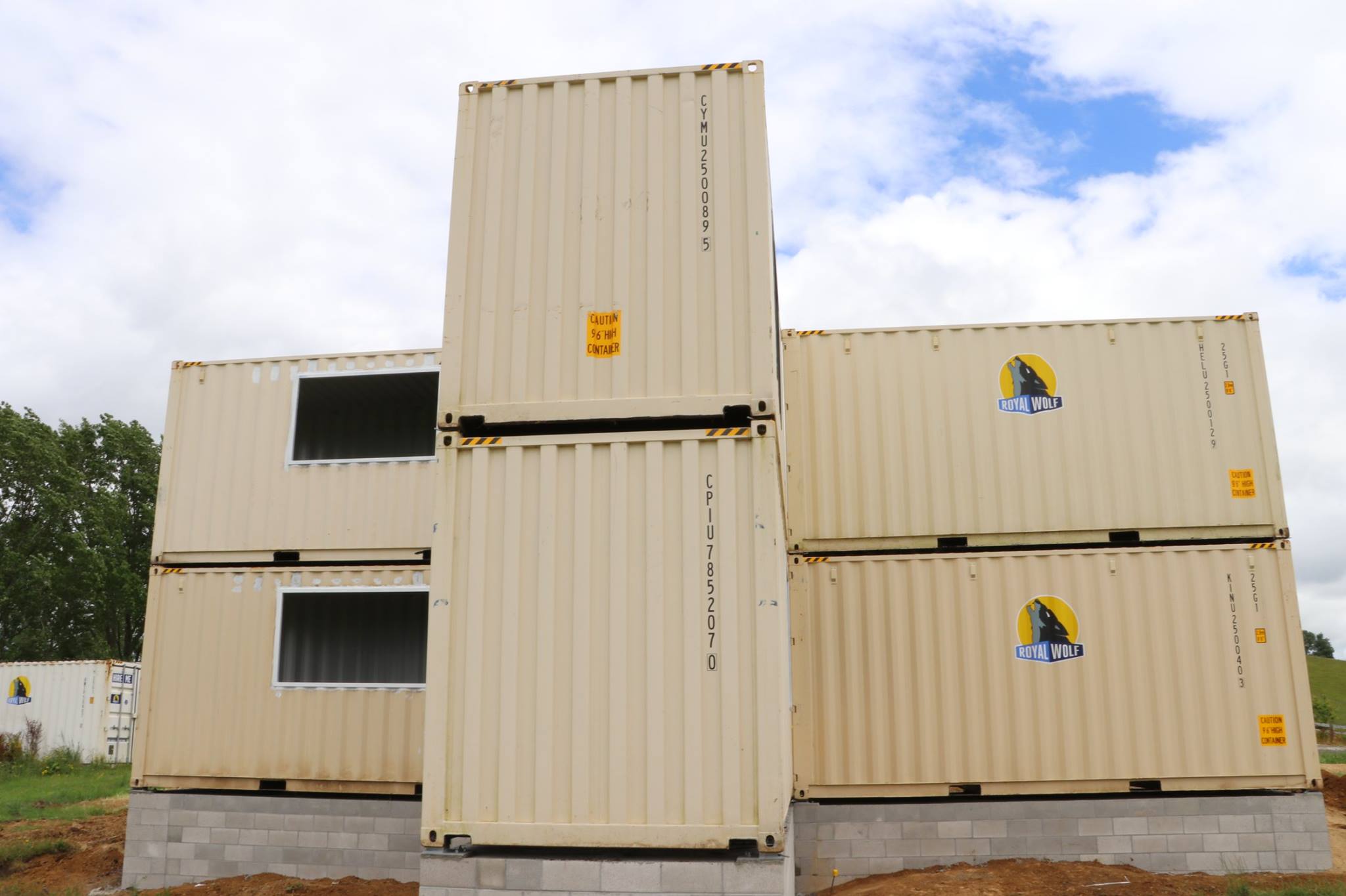 Container House Made Out of Twelve Shipping Containers- Living in a ...