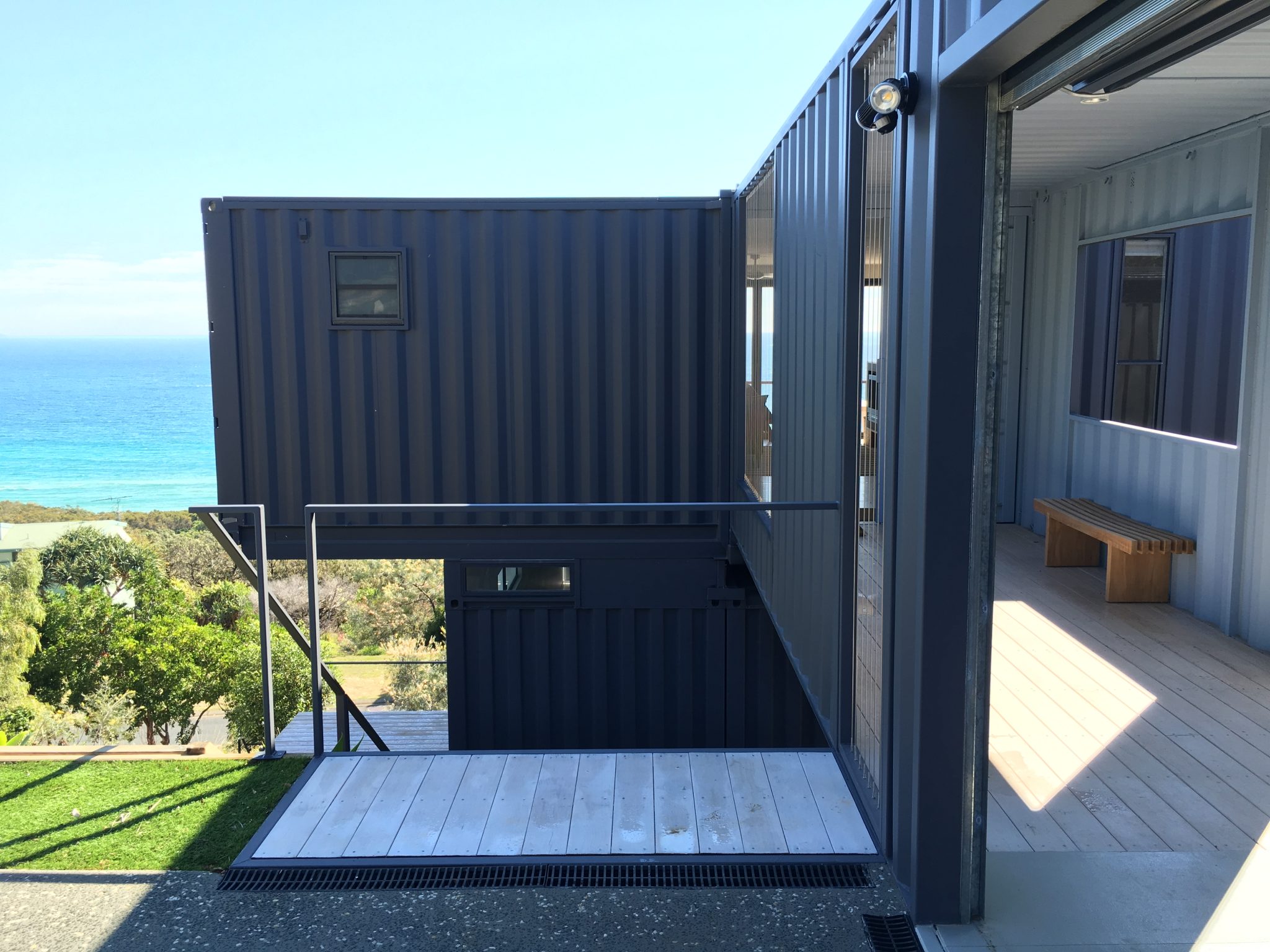 Point Lookout Container House - Australia