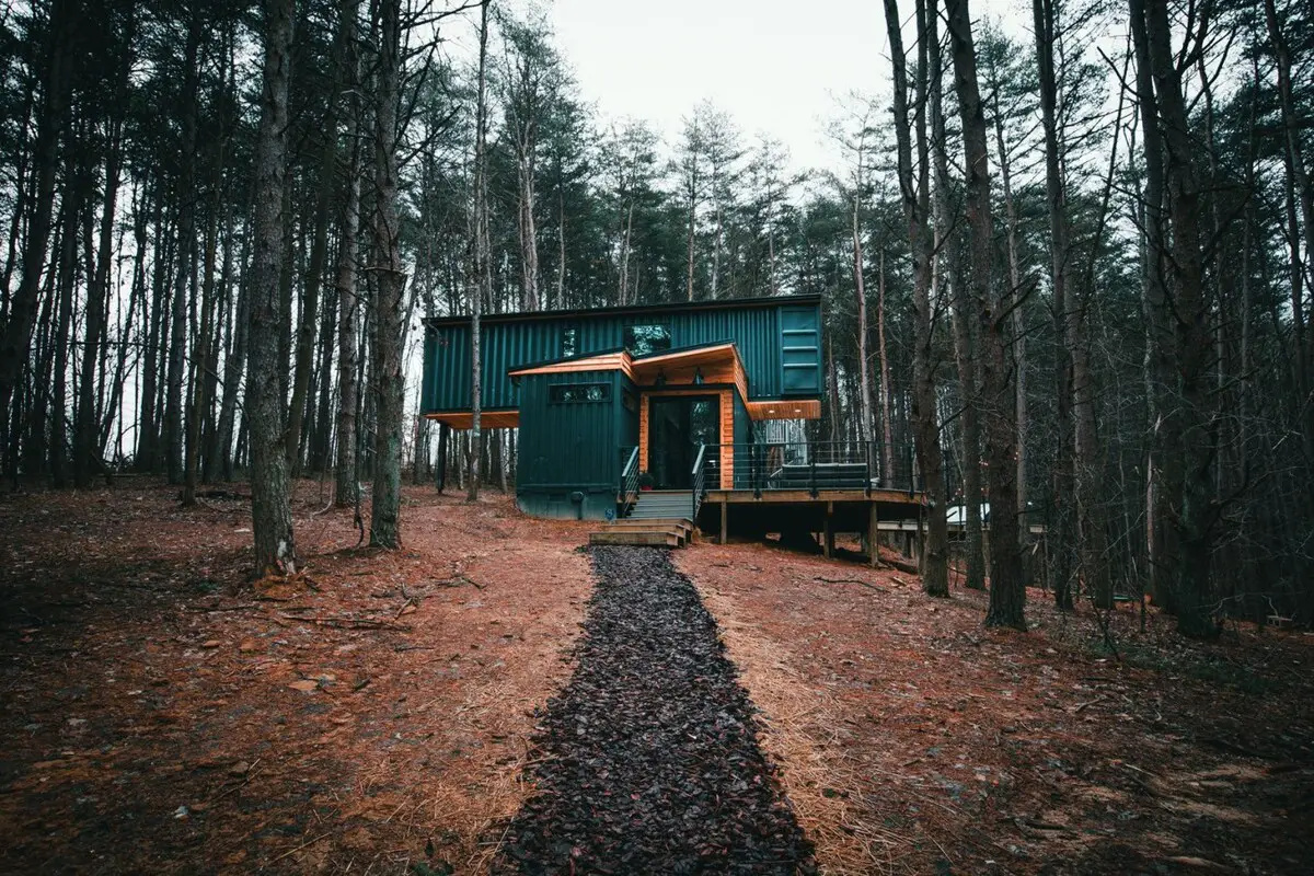 The Box Hop Cabin - USA