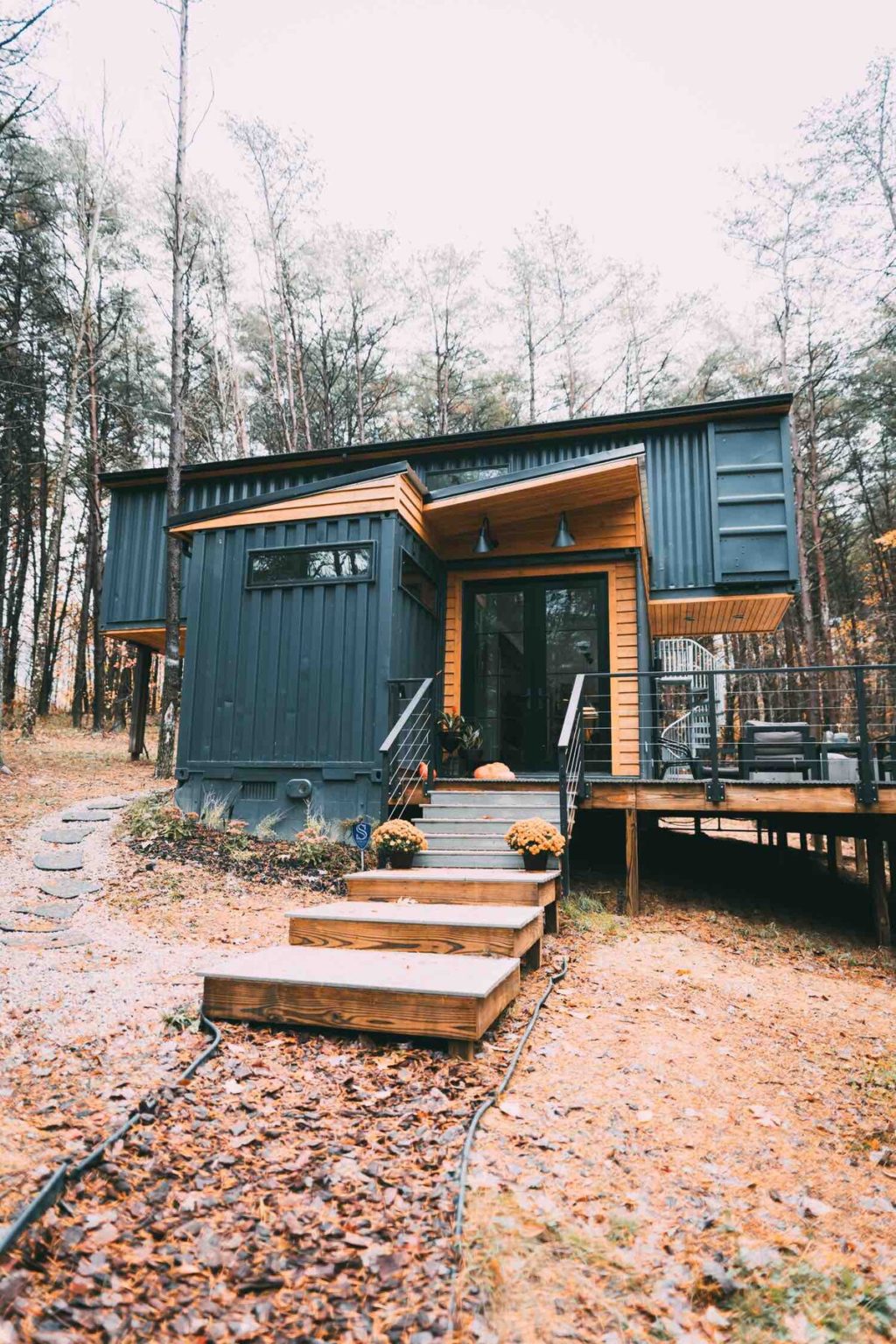 The Box Hop Cabin - USA
