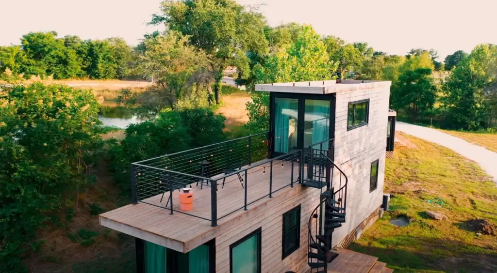 Absolutely Gorgeous Container House Helm 2 by CargoHome