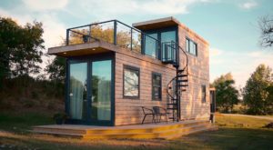 Absolutely Gorgeous Container House Helm 2 by CargoHome
