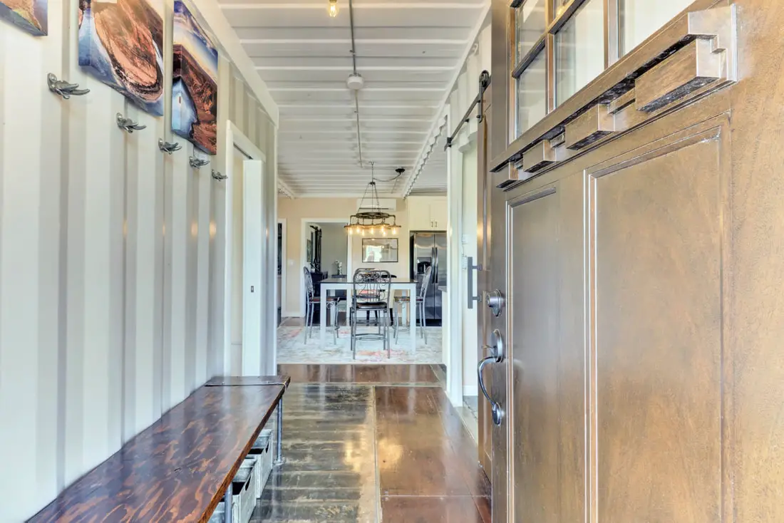 Ultramodern Shipping Container House in Utah