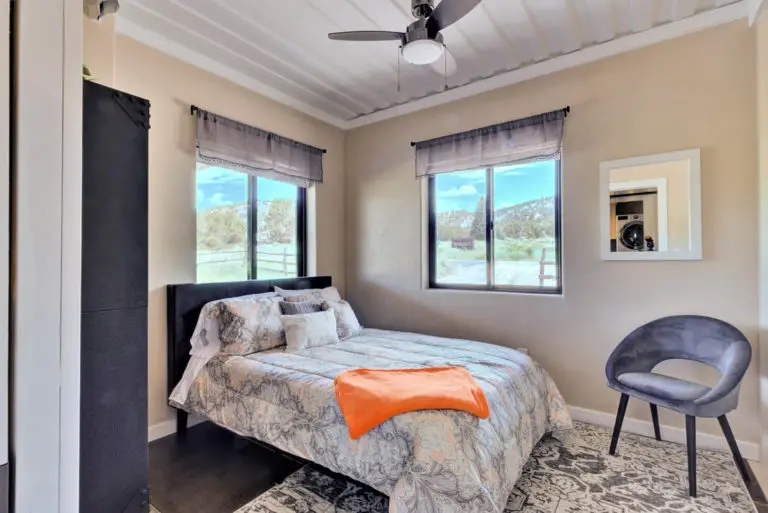 Ultramodern Shipping Container House in Utah