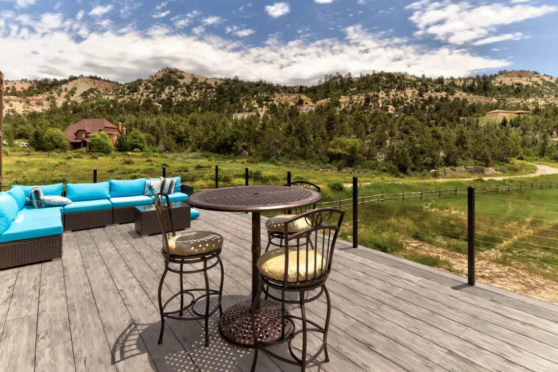 Ultramodern Shipping Container House in Utah