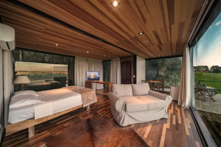 A Great Hotel Room Made with a Shipping Container from Brazil