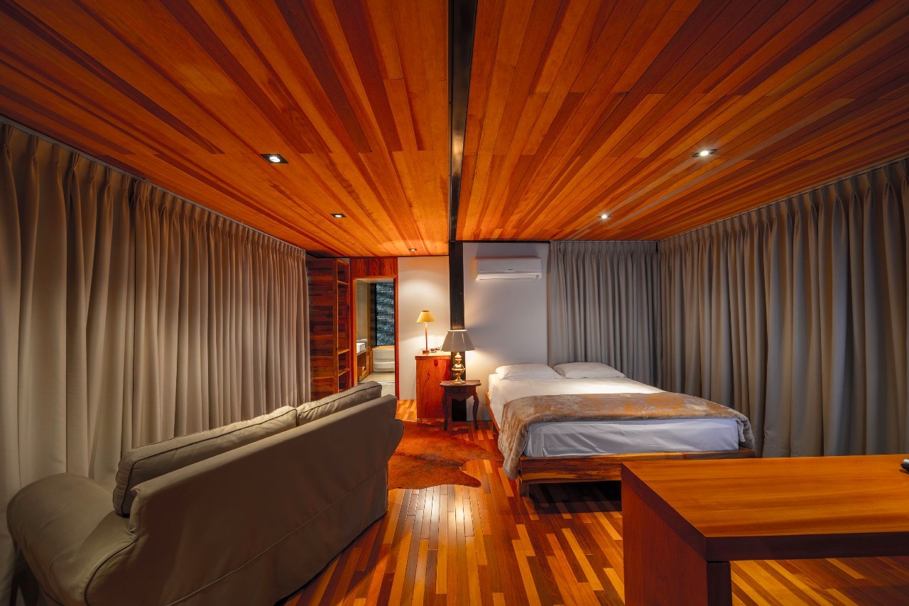 A Great Hotel Room Made with a Shipping Container from Brazil