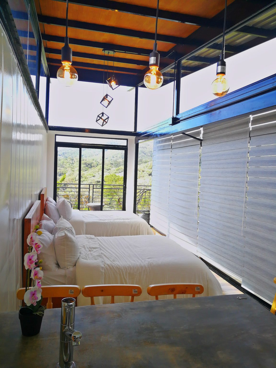 Magnificent View Kapetsowa Container Loft from Costa Rica