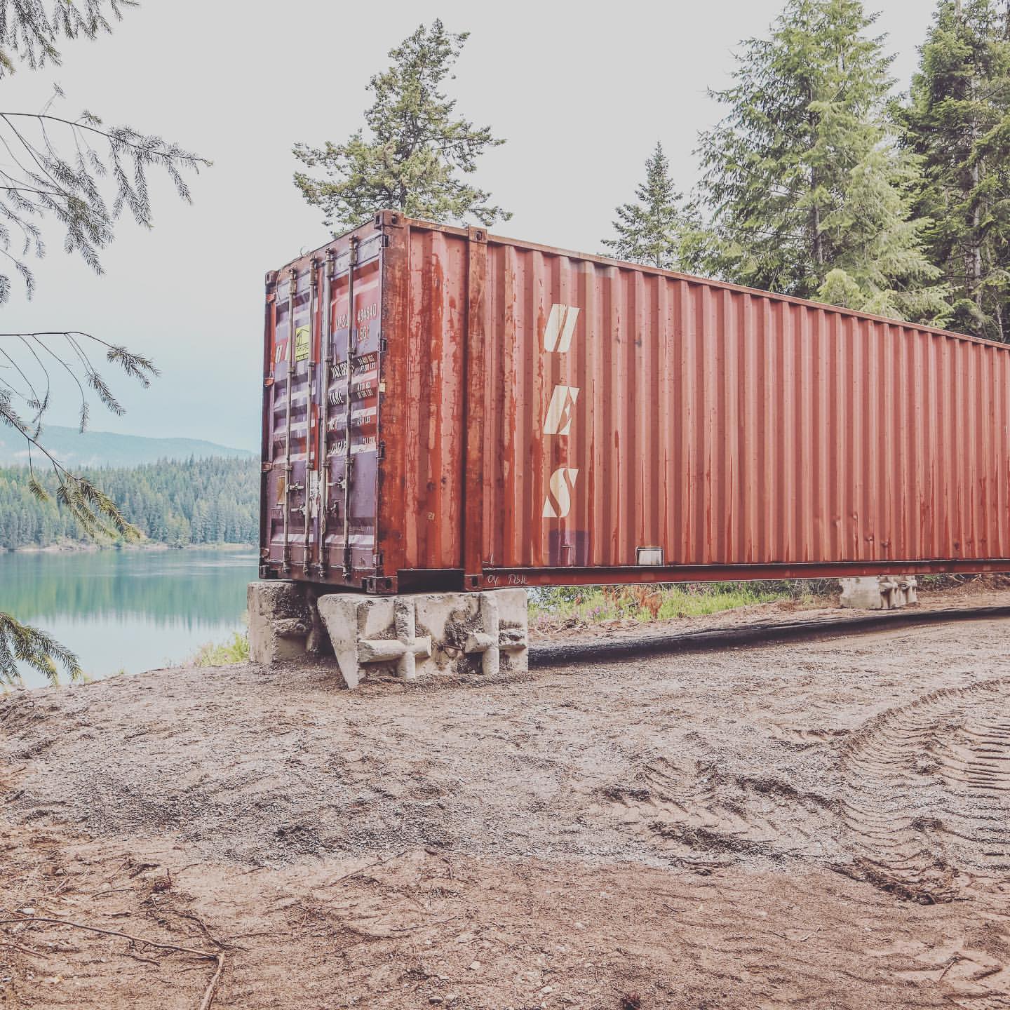 Meet Matt and Paiton, Who Build Their Own Container Homes!