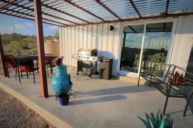 Small Ultra-Modern Container Home Near Terlingua Ghost Town