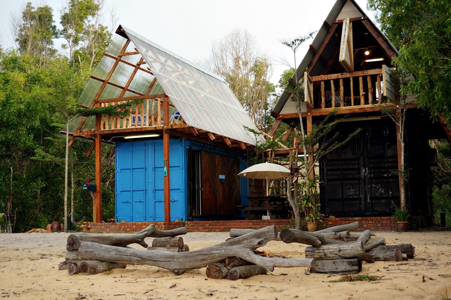 Tiny Container Houses by the Sea from Malaysia