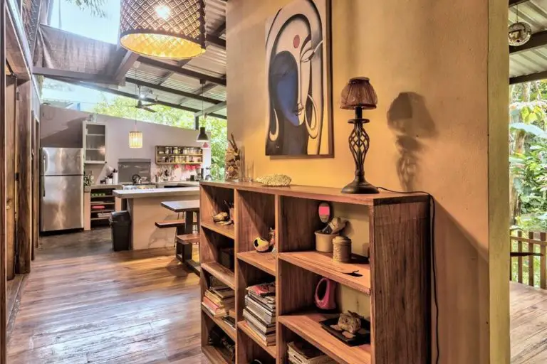 Villa Amor - Eco Chic Container Home in the Jungle