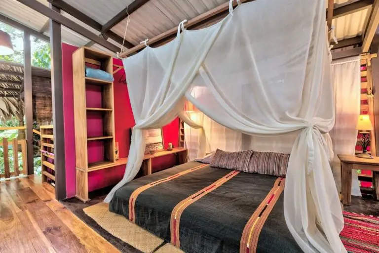 Villa Amor - Eco Chic Container Home in the Jungle