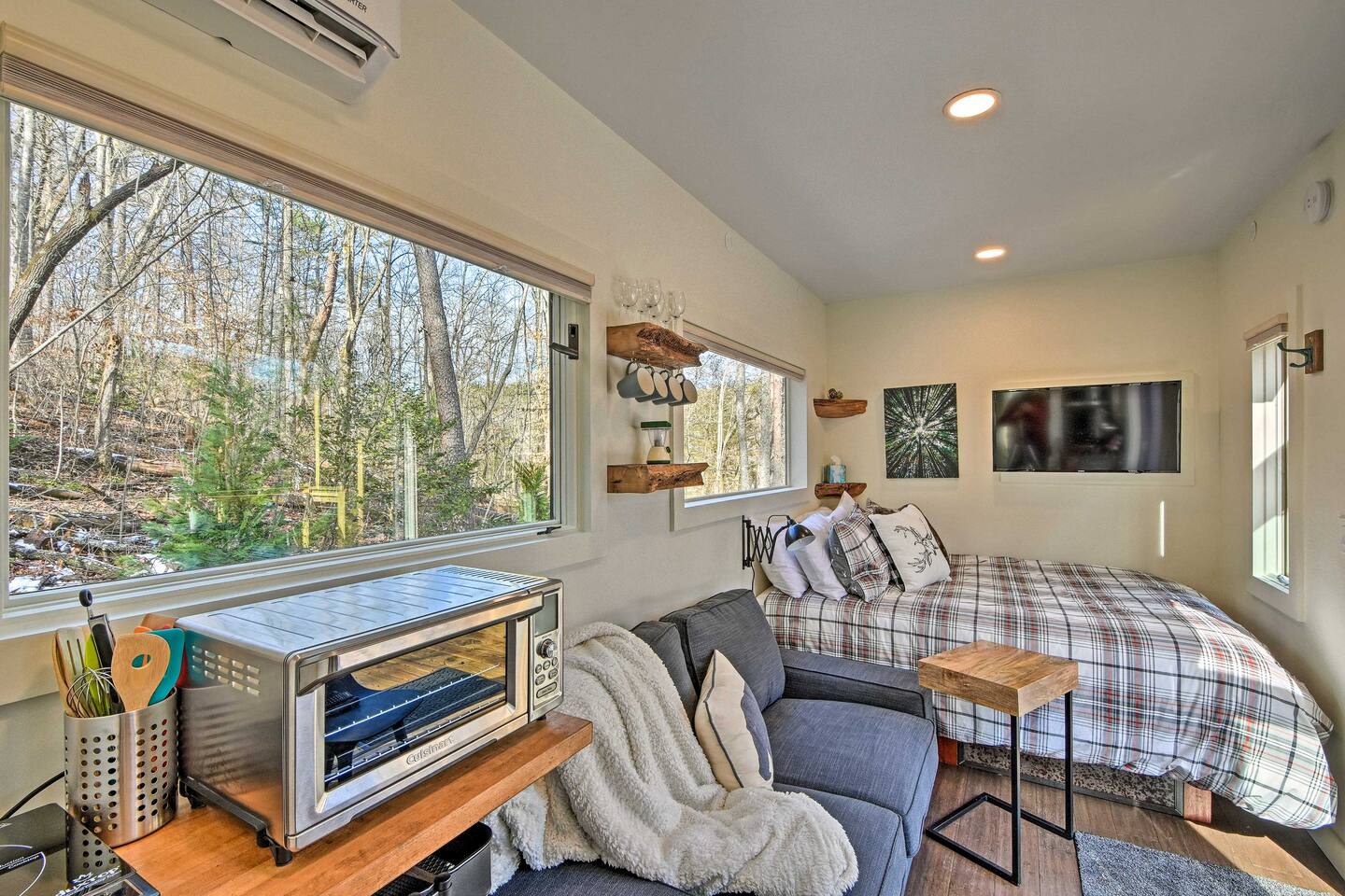 Amazing Cozy Container Home from Blue Ridge