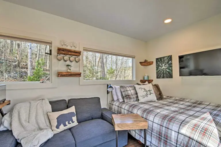 Amazing Cozy Container Home from Blue Ridge