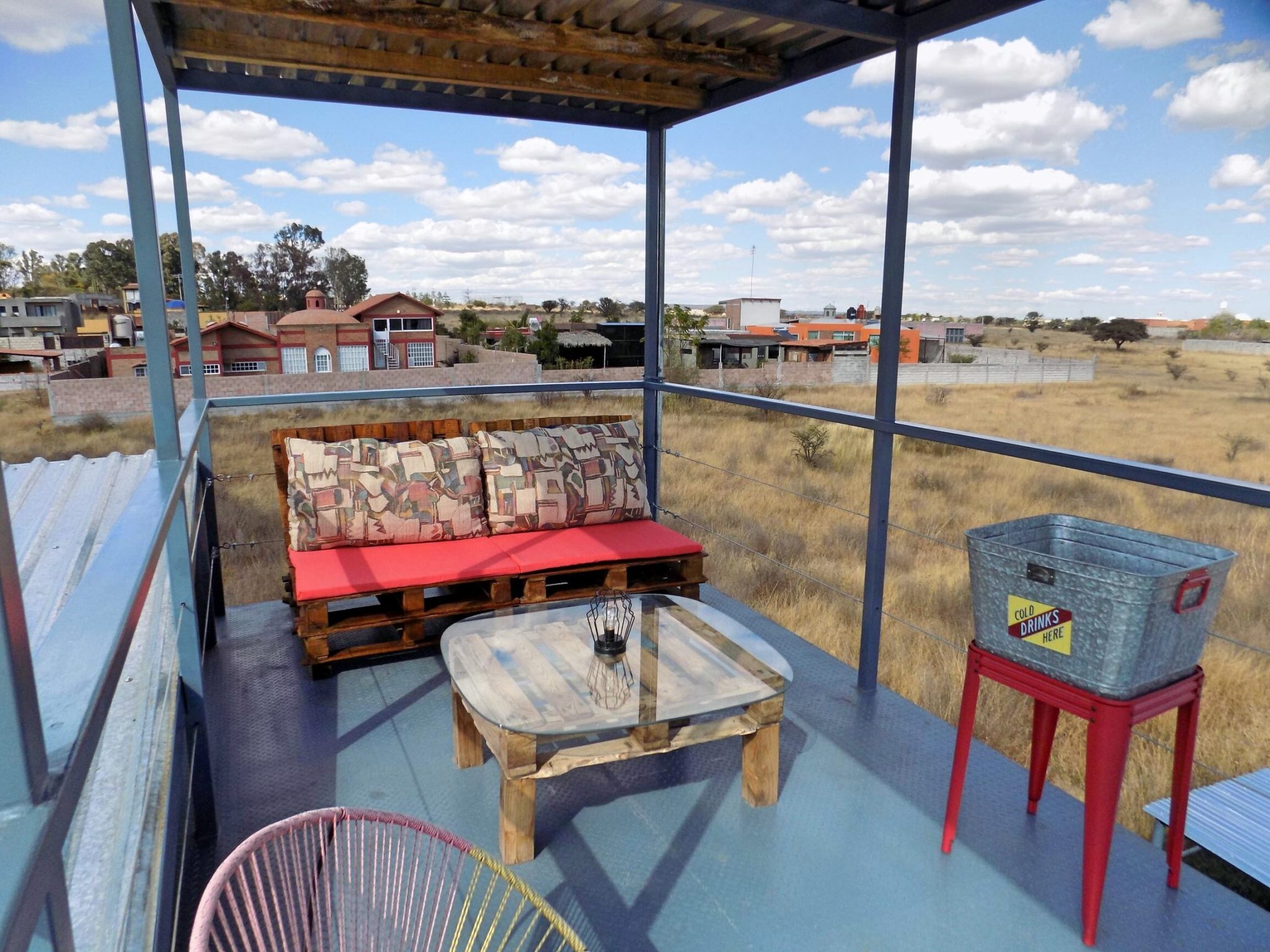 Amazing Views Container House from Mexico