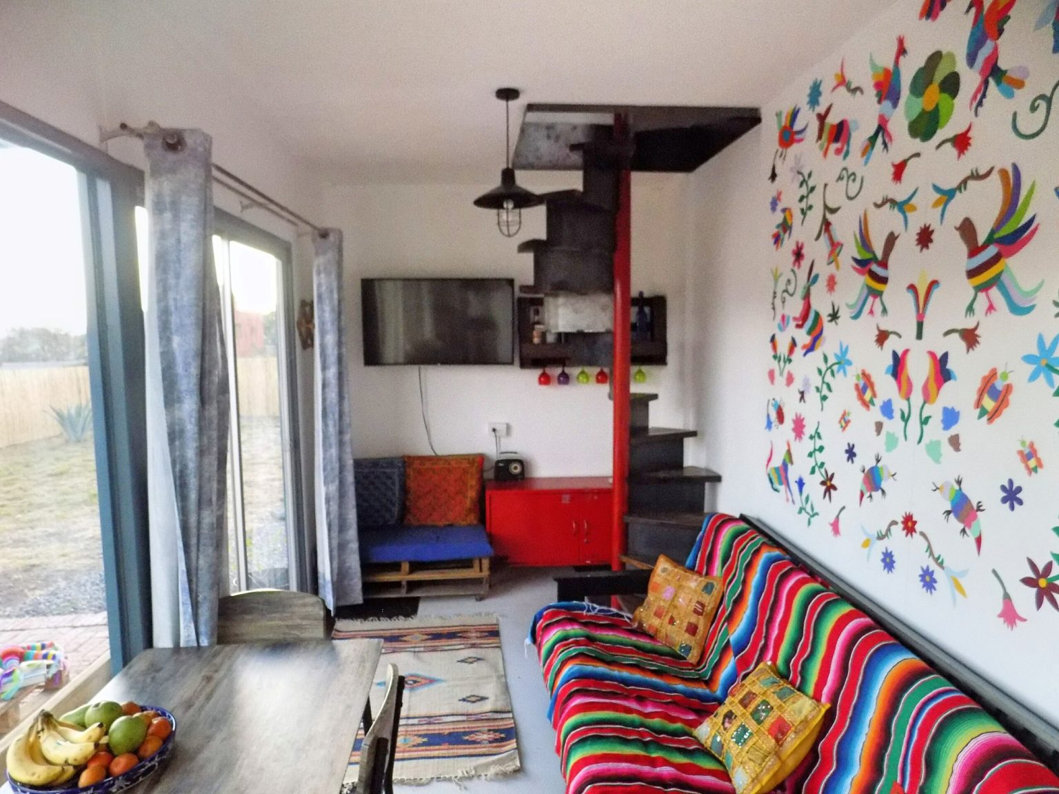 Amazing Views Container House from Mexico