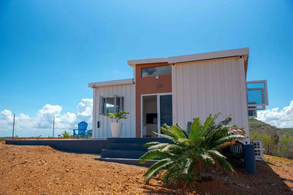 Container House with Amazing 360° Views from the Top of the Mountain