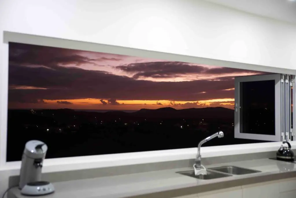 Container House with Amazing 360° Views from the Top of the Mountain