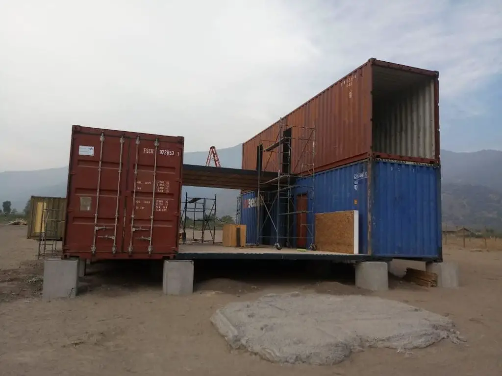 Impressive Interior Triangular Style Container House