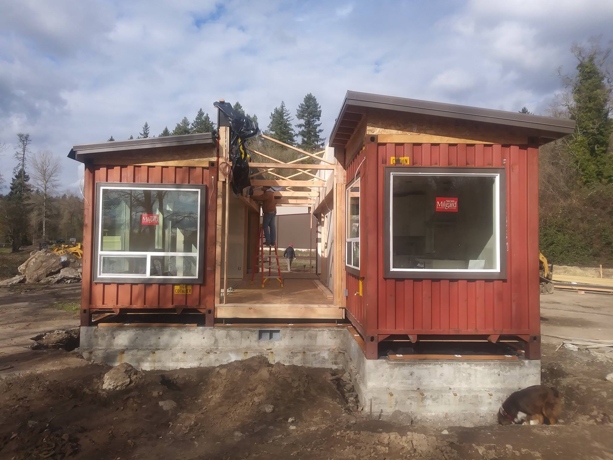 Simple But Cool Looking $175,000 Container House 'The De Lux'