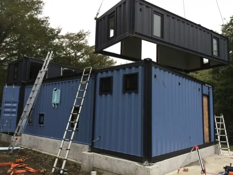 Wonderful Container House in the Unique Nature of Japan