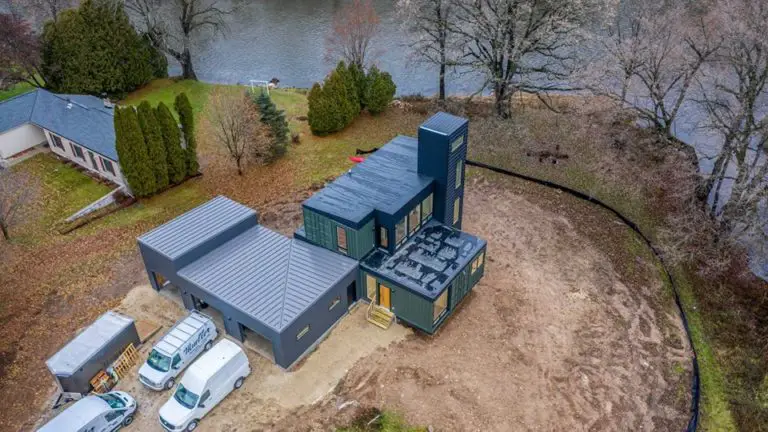 Fabulous Container House in Winsconsin - Living in a Container