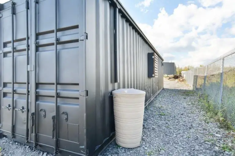 Shipping Container Converted into an Ecological Loft