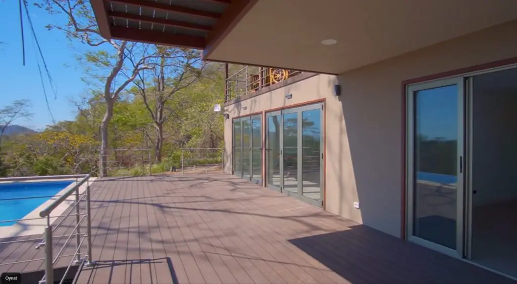 Unique Container House in the Middle of Nature 'Casa Brisbane'