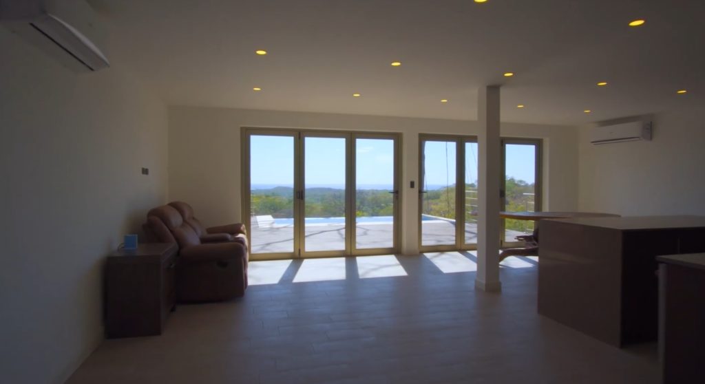 Unique Container House in the Middle of Nature 'Casa Brisbane'