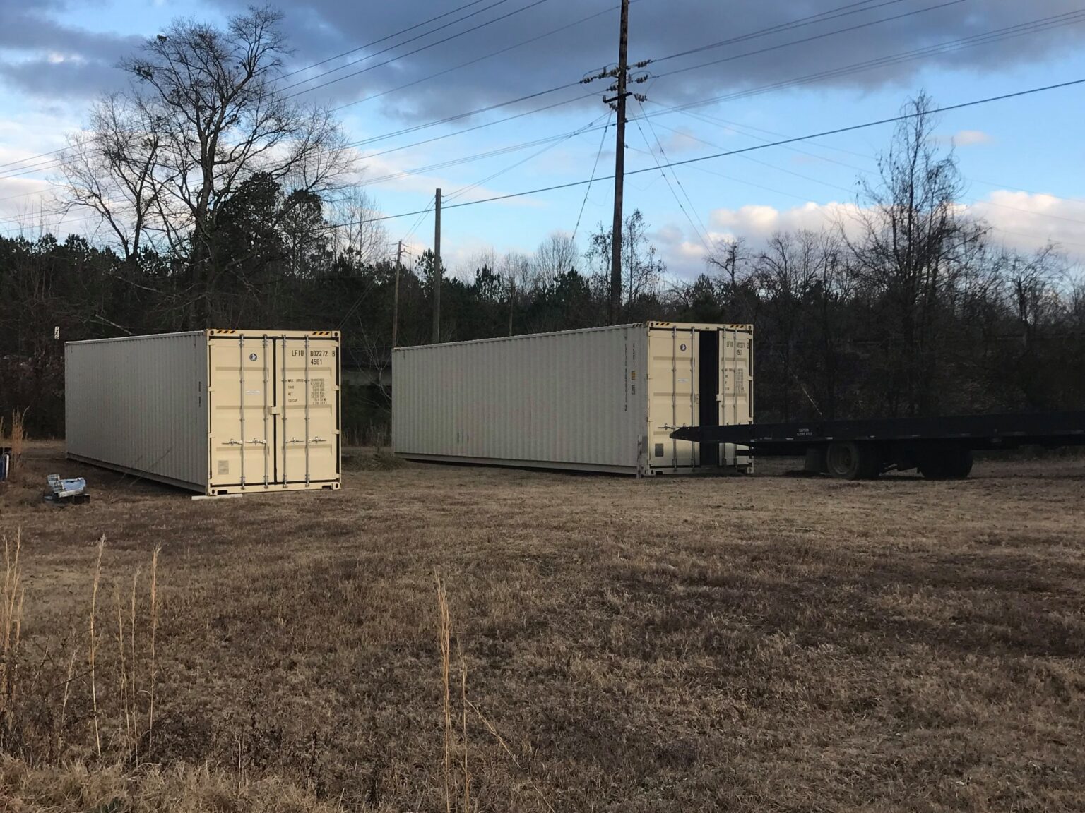 Stunning $340.000 White Container House in Atlanta
